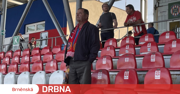 V Brně poslepují fotbalový stadion Zbrojovky, aby se na něm mohla hrát ...