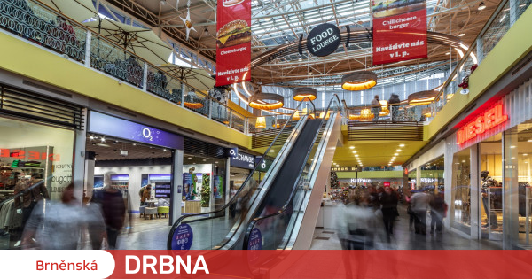 Olympia Brno jde vstříc zákazníkům. Modernizovala jídelní zónu i přístup k ní