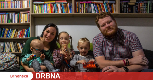 Tobiáš se narodil předčasně. Mladá rodina se vypořádává nejen s ...