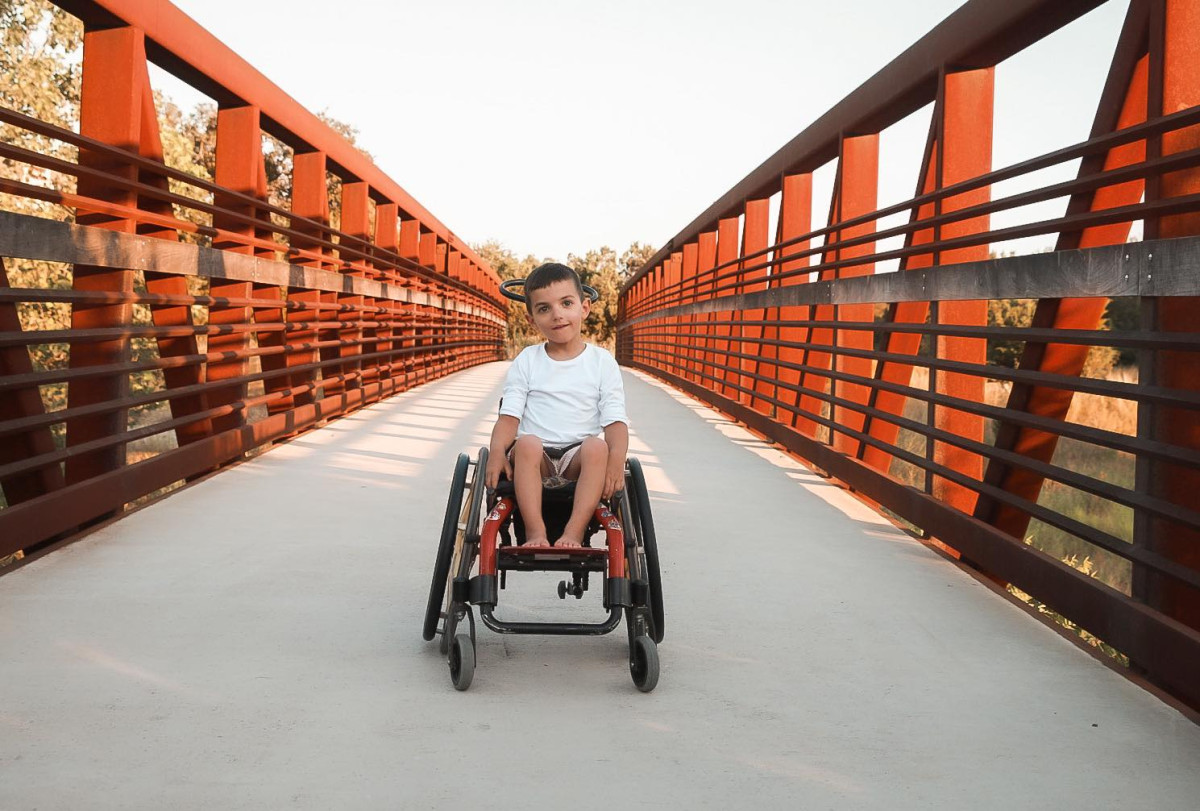 Honzík z Brna sjel na odrážedle do jezírka a topil se. Léčba rodinu ...