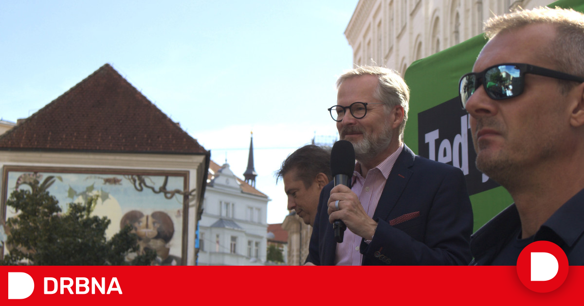 FOTO: Volby na obzoru. Do Brna ve stejný den zavítali Petr Fiala i ...