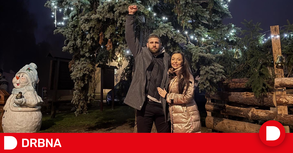 Bojovník Procházka překvapil fanoušky. Budeme tři, oznámili s partnerkou