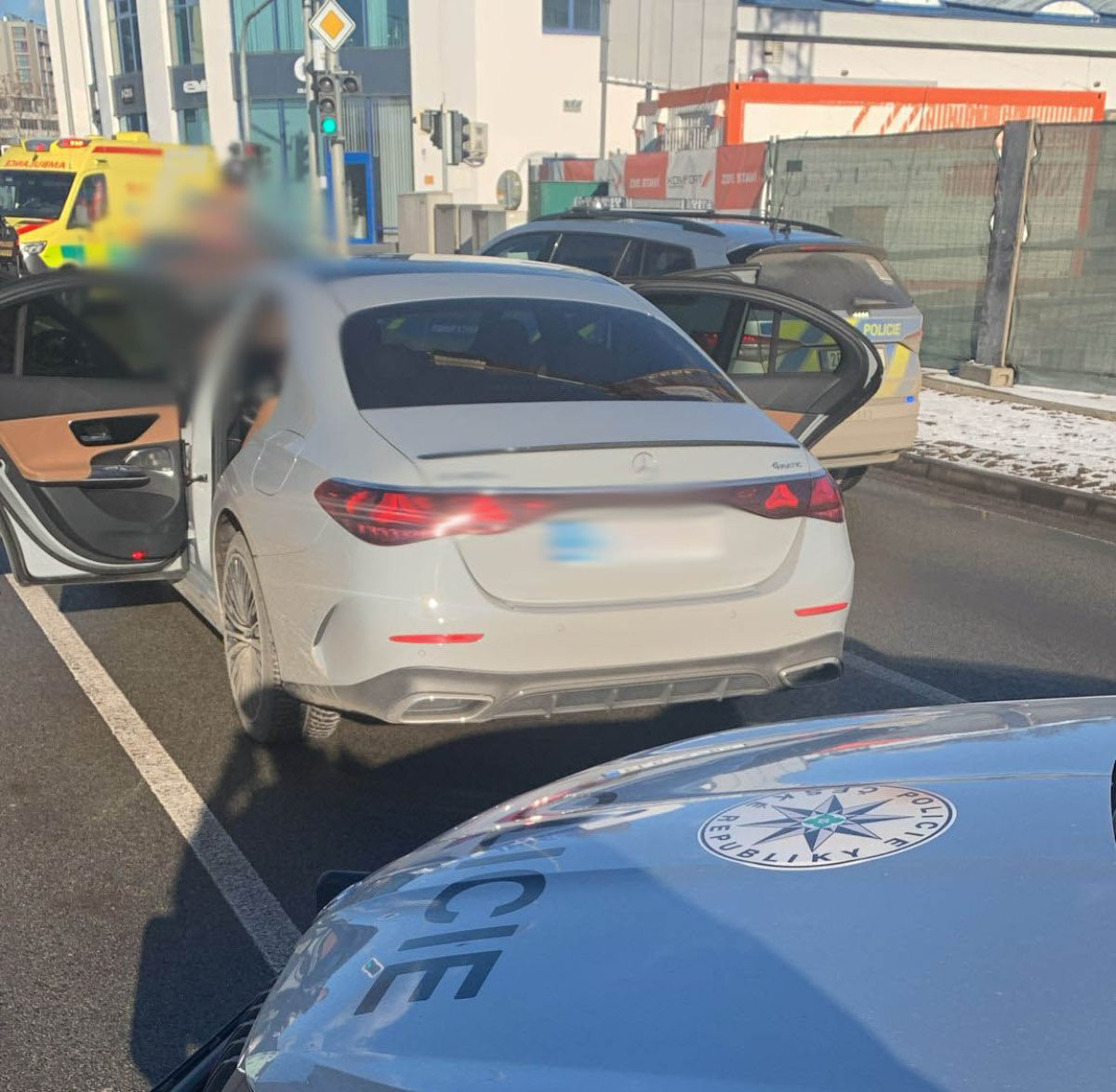 Na okraji Brna se poprali cizinci. Někteří skončili ve špitále, jiní na ...