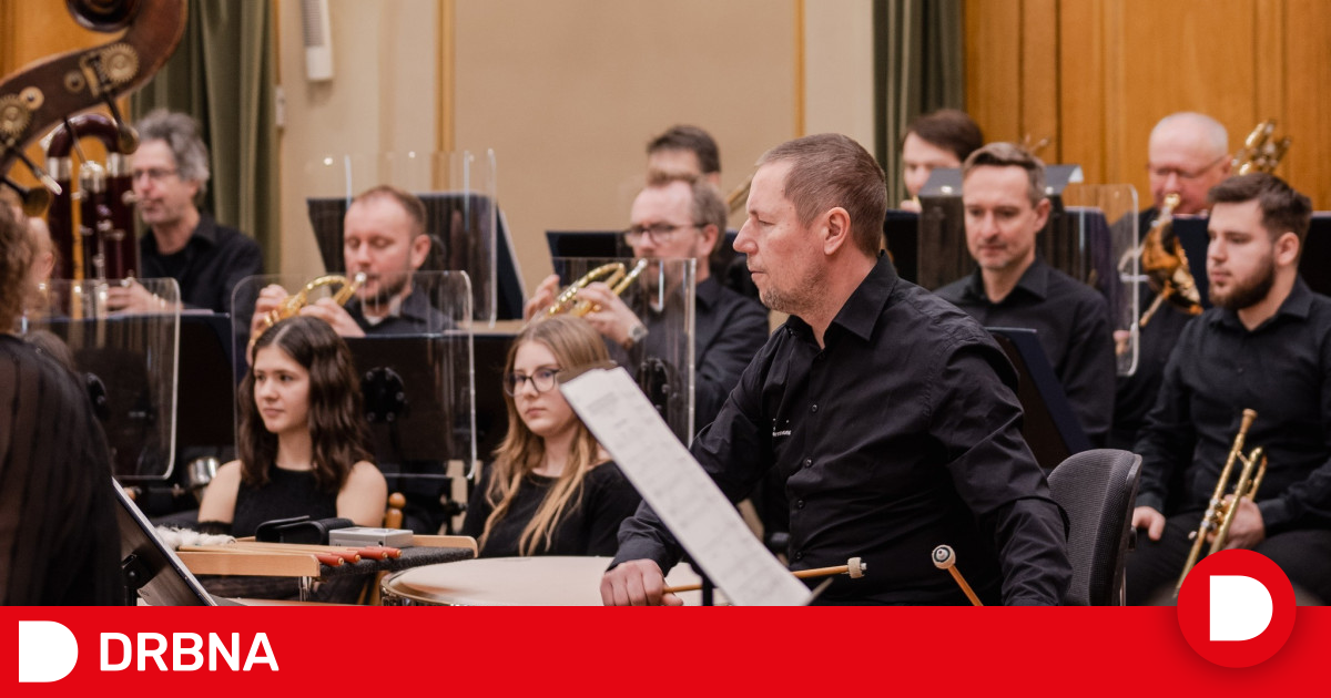 Brněnská filharmonie chystá koncert, při kterém diváky usadí přímo na ...
